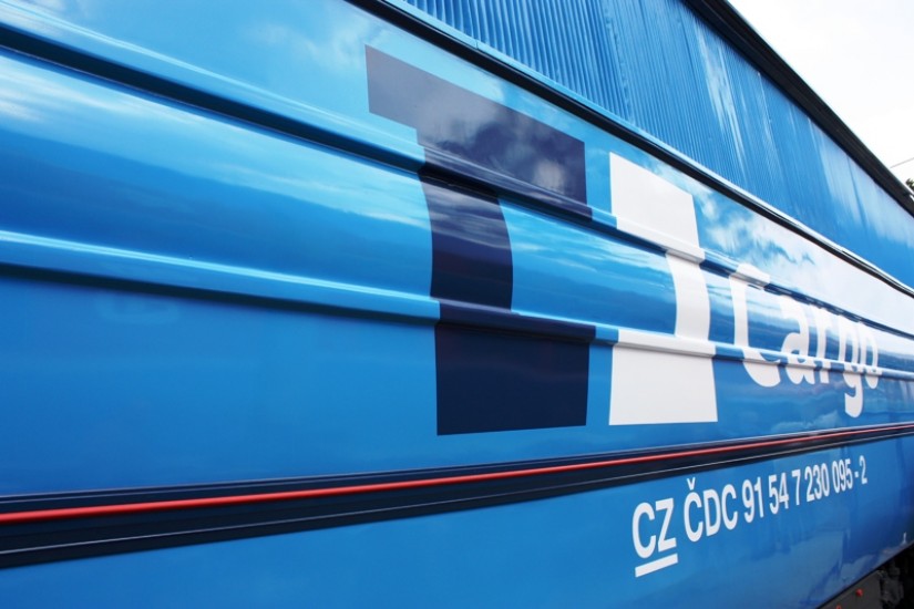 ČD Cargo opraví plošinové nákladní vozy za 33 milionů Kč | Dopravní noviny